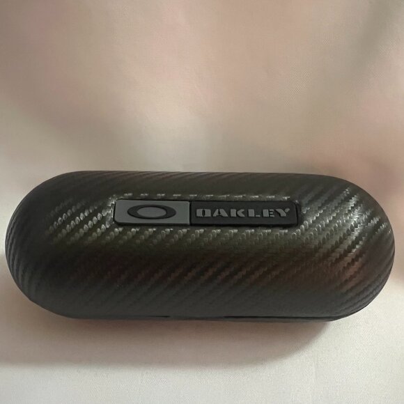 Oakley | Accessories | Oakley Large Carbon Fiber Hard Sunglasses Case ...